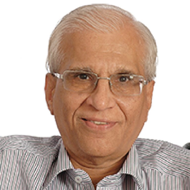 Cancer in Older Adults: Understanding the Symptoms and Treatment ...