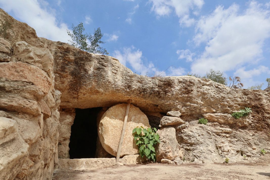 Easter: The Resurrection of Jesus renews our spirit - SeniorsToday