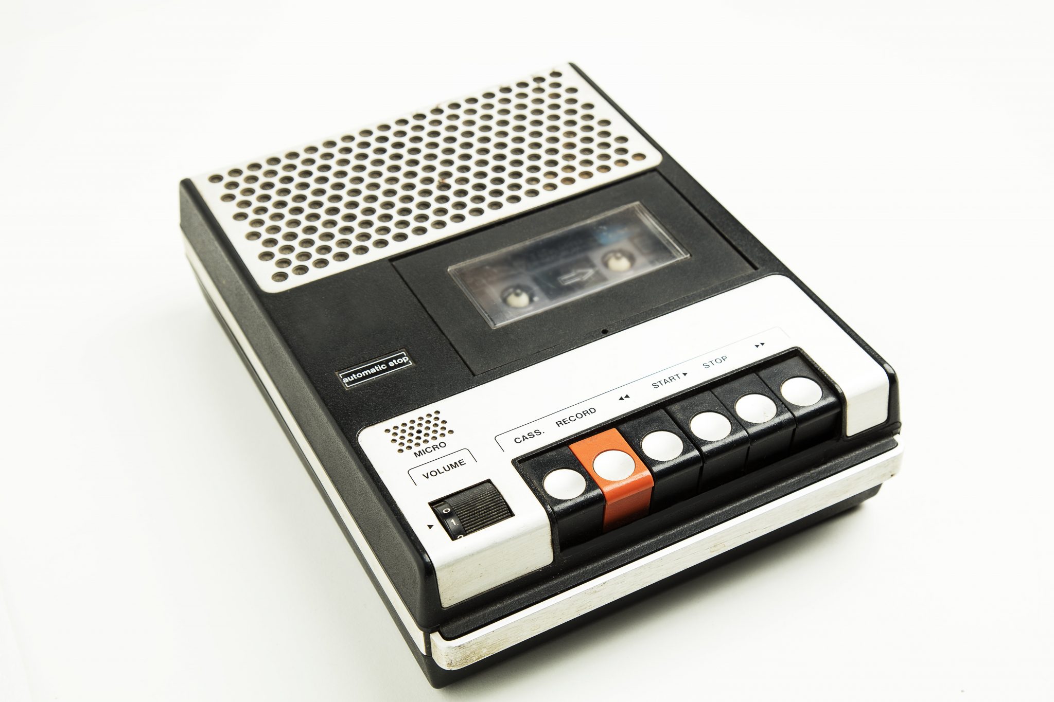Vintage gadgets of our childhood - SeniorsToday